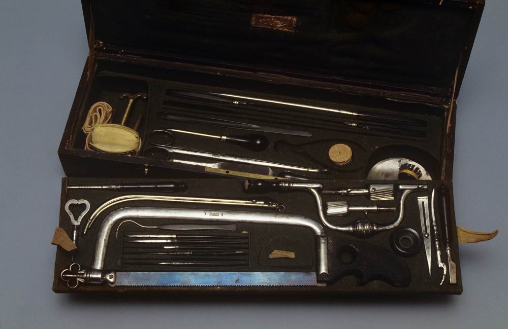 Geçmişte Kullanılan İlginç Tıbbi Aletler | TÜBİTAK Bilim Genç